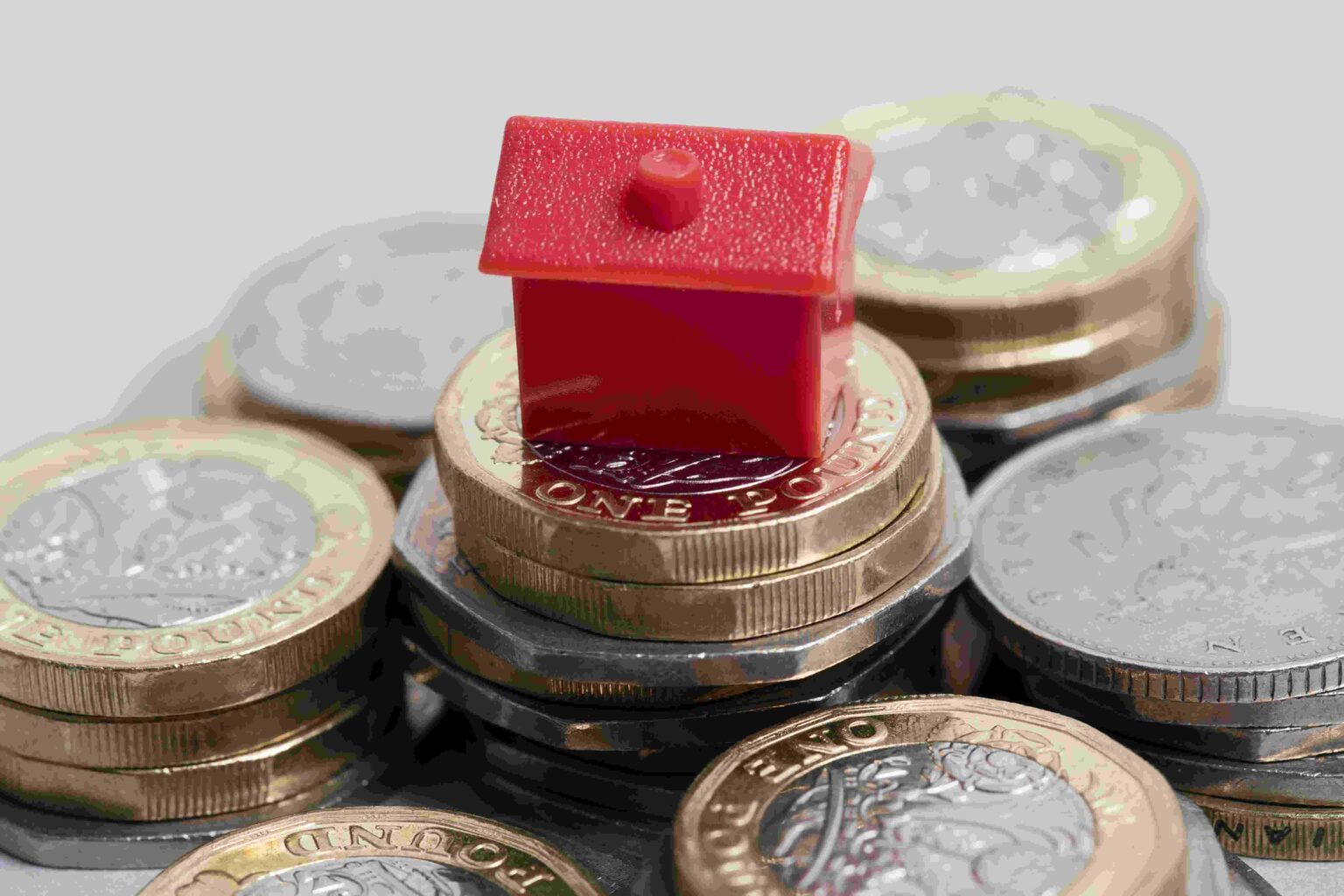 Buying a house with cash: Do’s and Don’ts | Martin & Co